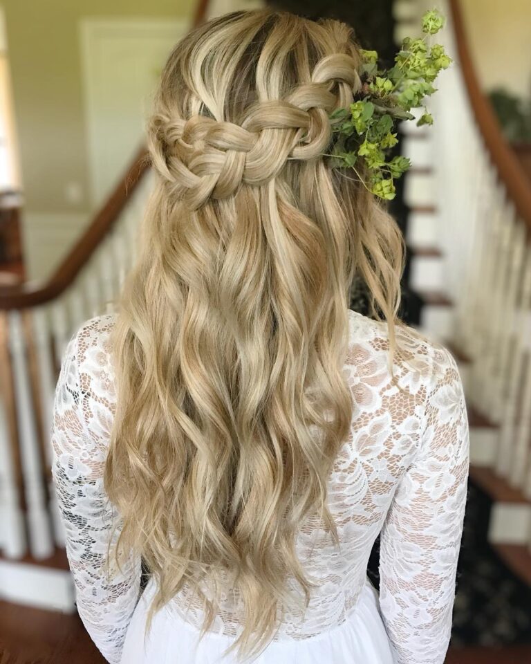27+ Beautiful Braided Crown Hairstyles