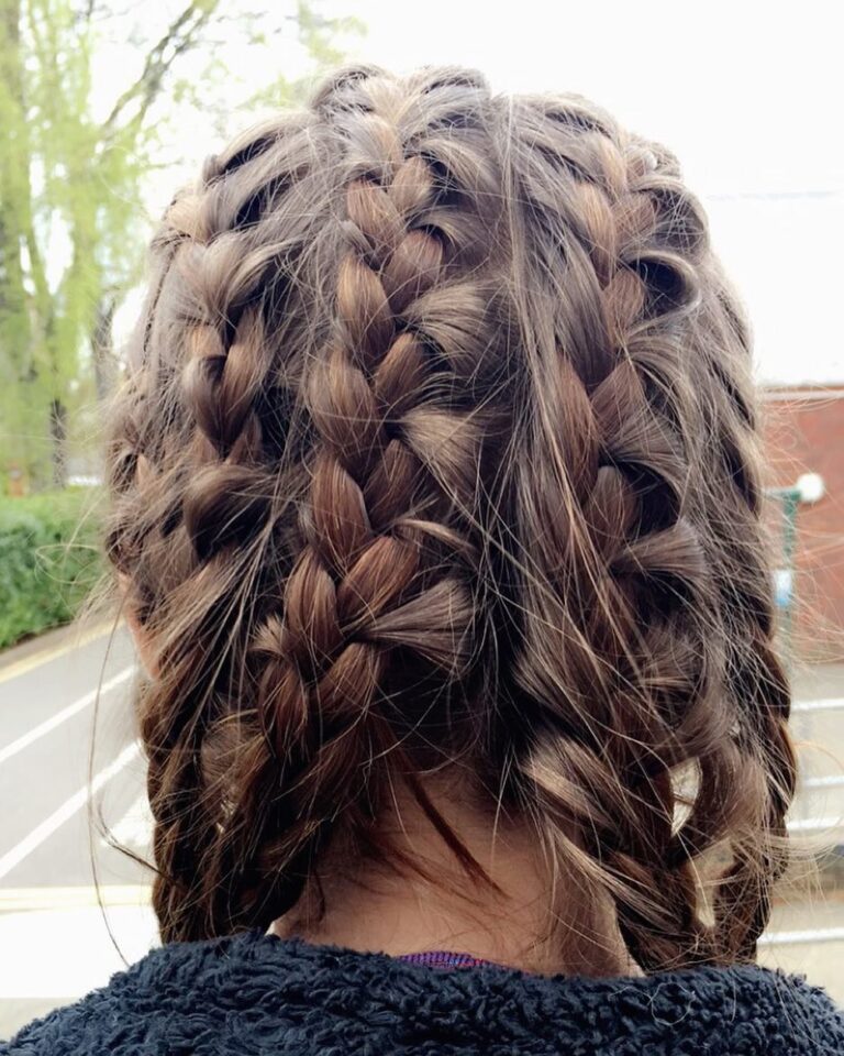 19 Messy Braided Hairstyles That Feel Fresh And Fun 19-messy-braided-hairstyles-that-feel-fresh-and-fun